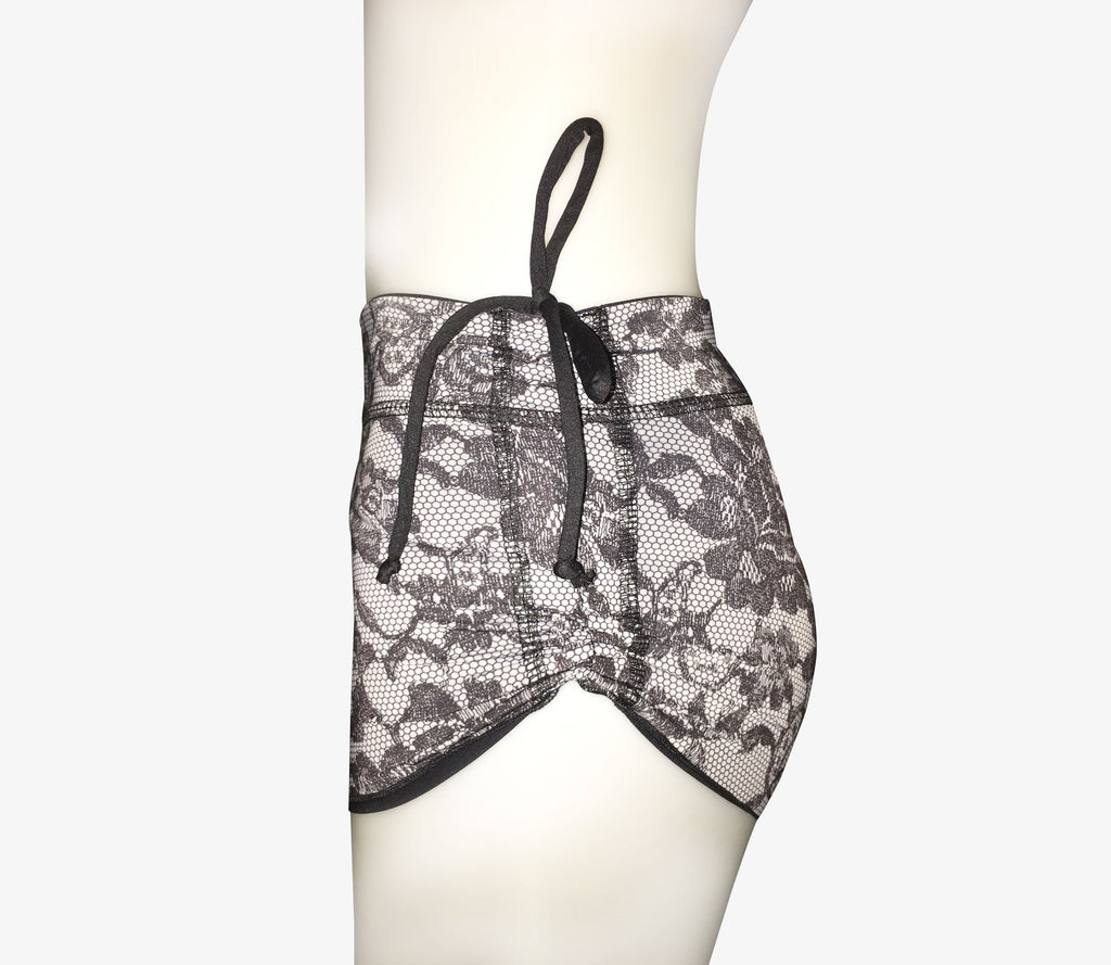 SHORTS DRAWSTRING REVERSIBLE BLACK LACE/BLACK – One Love One Tribe Apparel